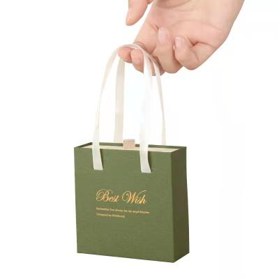 China Rectangular Jewelry Packaging Box Elegant Presentation Package Recyclable for sale