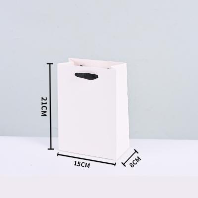 China Custom Printed Paper Bags Customized Custom Order CMYK Surface Printing Customized for Your Business Development for sale