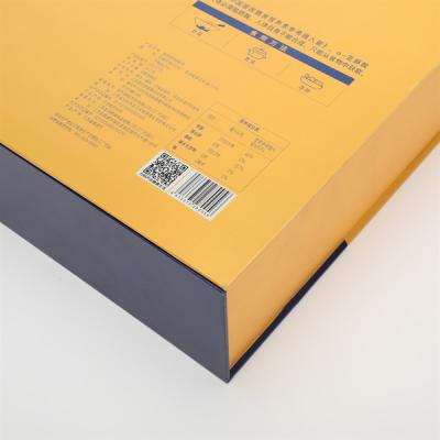 Cina Scatola d'imballaggio rigida amichevole di Eco, contenitore di regalo del flat pack con EVA Foam Insert in vendita