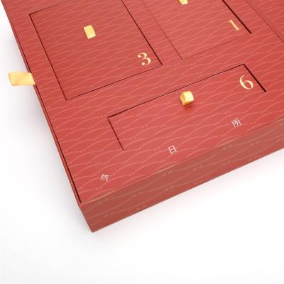 Cina Contenitore di regalo rigido magnetico pieghevole lucido di Luxprinters per i compleanni/festival in vendita