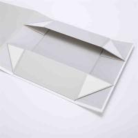 China Flip Top Rigid Packaging Box Folding Protective Varnish Surface for sale