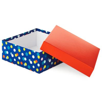 Cina Regali multipli multicolori di Dots Rigid Kraft Boxes For del bordo di avorio in vendita
