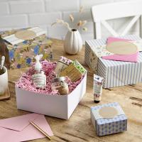 China Embossing Floral 3 Pack Folding Packaging Boxes With Bands for sale