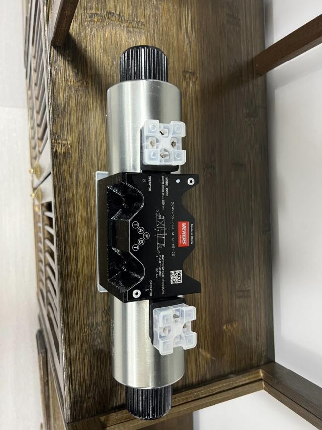 Solenoid Valve, Dg4V-5s-31cj-M-U-H5-20, Hydraulic Spare Parts. Control, Industrial Machine