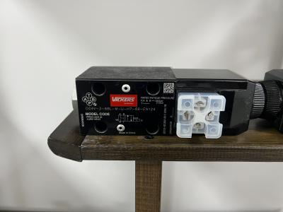 China Hydraulic Control Solenoid Valve Dg4V-5s-31cj-M-U-H5-20 for Industrial Machine Control for sale