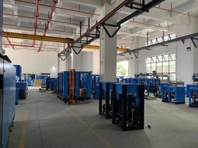 China Rotierender doppelter zweistufiger Schrauben-Kompressor 75KW 100HP Dauermagnet-VSD for sale