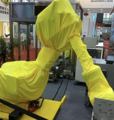 中国 高い伸縮性がある生地から成っているFanucのペンキのロボット カバーは延長動きCCCに合わせる 販売のため