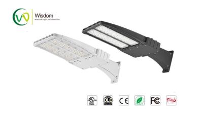 China Outdoor IP65 200W Shoebox area LED Parking Lot flood Light 24200 lumens 4000 K UL DLC AC 120-277 V // WSD-SB15W27 for sale
