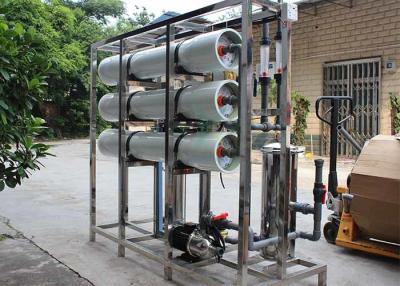 Cina Sistema dell'addolcitore dell'acqua da 3 tonnellate/H con le valvole di regolazione automatiche dell'addolcitore dell'acqua in vendita