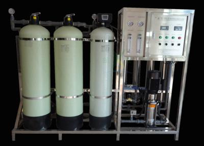 Cina Sistema di trattamento di filtrazione dell'acqua di osmosi inversa 1000L/H con l'addolcitore dell'acqua in vendita