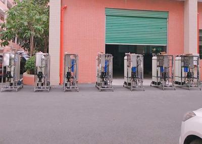 Cina Sistema di depurazione delle acque stabile del RO di funzionamento con la struttura compatta dello sterilizzatore UV in vendita