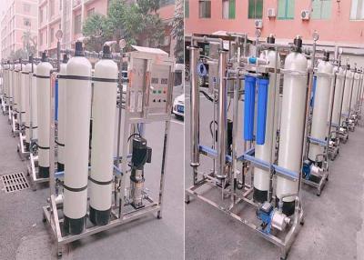 Cina Sistema di depurazione delle acque stabile del RO di funzionamento con la struttura compatta dello sterilizzatore UV in vendita