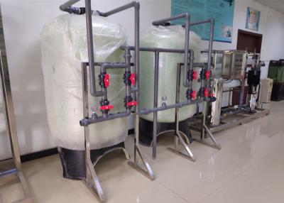 Cina 6TPH impianto per il trattamento delle acque bevente, sistema a acqua di osmosi inversa con sterilizzatore UV in vendita