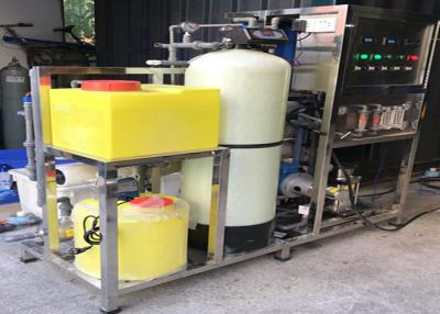 China Mobiele van de de Installatieontzilting RO van de Zeewaterreiniging de Behandelingsmachine Te koop