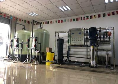 Cina Alto sistema di osmosi inversa salato del depuratore di acqua salmastra 6000LPH con Antiscalent che dosa sistema in vendita