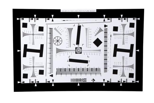 ISO 12233 test chart 2000 lines