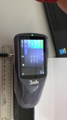 中国 CIE LUVの手持ち型の分光光度計の測色計色の検光子YS3060のタッチ画面 販売のため