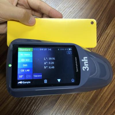 Cina aperture tenute in mano dello spettrofotometro 8/4mm di colore di opacità di 3nh YS3060 per la misura di fluorescenza in vendita