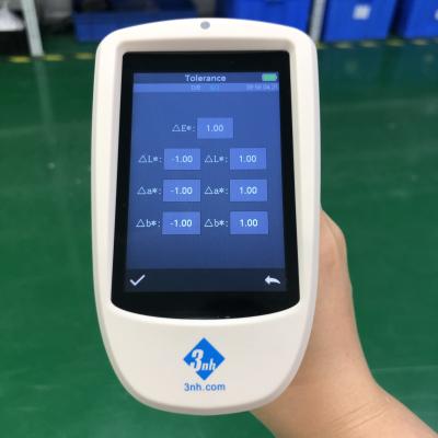 Cina Attrezzatura di prova tenuta in mano di colore dello spettrofotometro d/8° 3NH TS7700 di colore della pittura dell'automobile in vendita