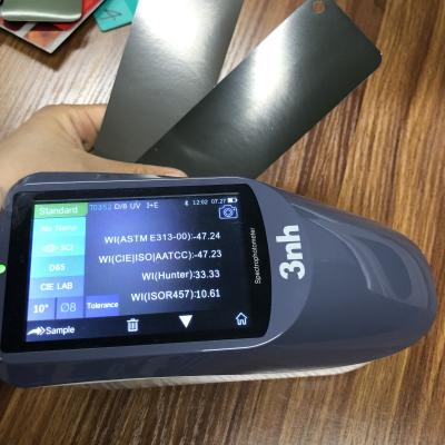 中国 CU色カードはソフトウェアYS3060ペンキの一致の分光光度計を評価します 販売のため