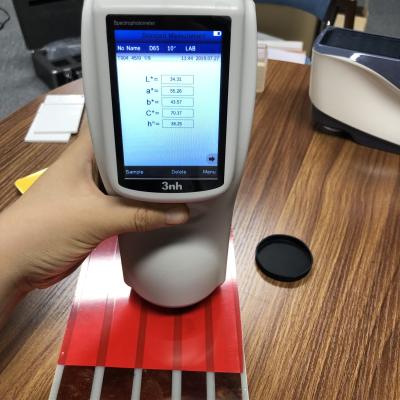 Cina Attrezzatura di prova di colore di Colorimetro Ns810 dello spettrofotometro di Laboratorio 3nh con D/8 in vendita