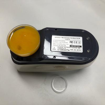 Cina spettrofotometro di corrispondenza di colore automobilistico 8mm della pittura di 3nh 4mm con il software del PC in vendita