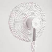 China Remote Control Portable Oscillating Fan Timing Function With LED Light for sale
