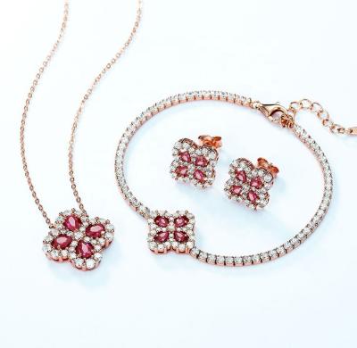 Cina Clover Cultivation Red Treasure Necklace S925 Silver Color Pendant Collarbone Chain in vendita