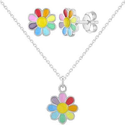 Cina 925 Sterling Silver Rainbow Enamel Daisy Pendant Necklaces per bambini e bambine in vendita