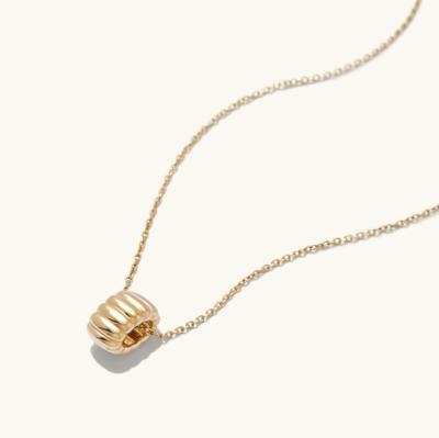 Cina Collare in oro 925 Sterling Silver Simple Single Beaded Circle Charm Pendant Necklace OEM in vendita