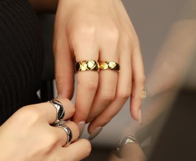China Antique 18K Gold Couple Tail Women's 925 Sterling Silver Wedding Band Middle Ring for sale