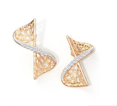 China 2024 Earring Set with Pave Setting Technology and Cubic Zirconia Swerve Twist Studs for sale