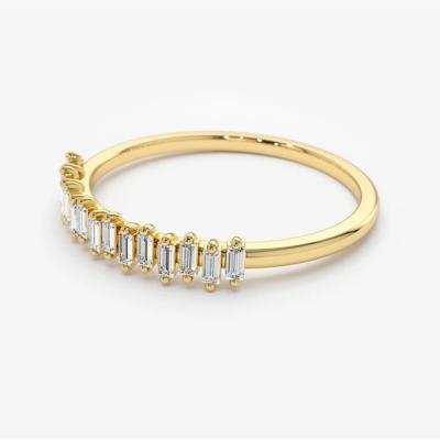 Cina 925 Sterling Silver CZ Diamond Baguette Anello dell'eternità femminile con rivestimento in oro giallo in vendita
