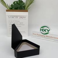 China Custom Wholesale Unique Styling Triangle Magnet Packaging Boxes for sale