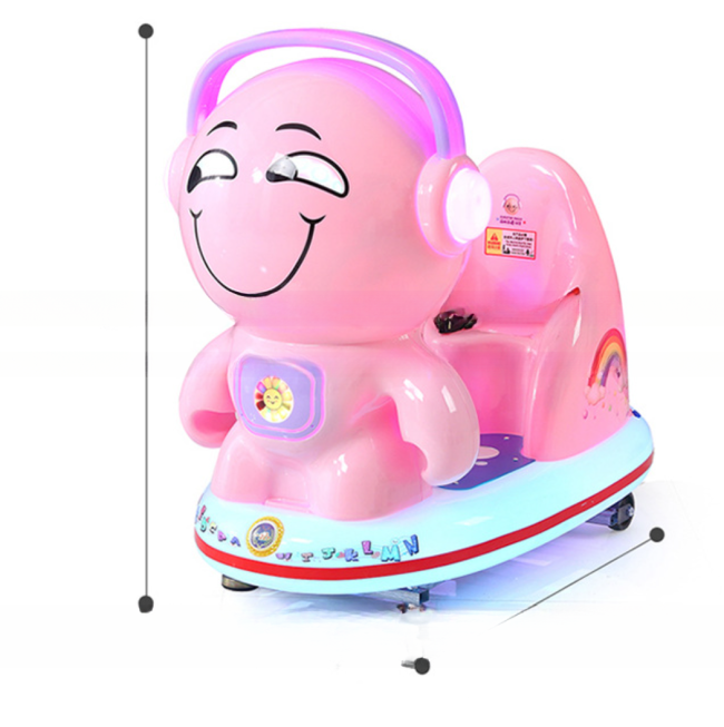 Child playing on the kiddie ride