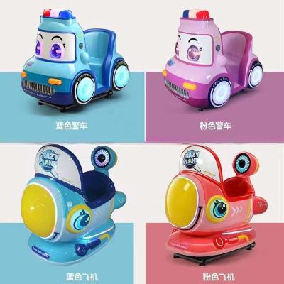 China Máquina de juegos eléctricos para niños de lujo con material de fibra de vidrio en venta