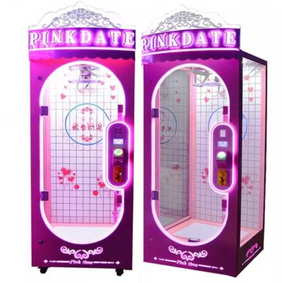 Cina Commerciale vetro trasparente regalo premio giocattoli con artigli ripieni gru macchina arcade per il centro commerciale in vendita