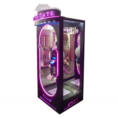 Cina Commerciale vetro trasparente regalo premio giocattoli con artigli ripieni gru macchina arcade per il centro commerciale in vendita