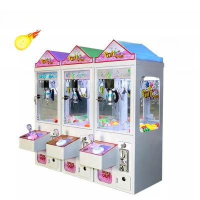 Cina Dreamland Custom Mini Claw Machine Coin Operated Arcade Mini Crane Claw Machine giapponese in vendita