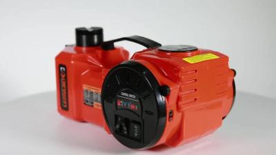 Cina automobile idraulica elettrica Jack, 15A martinetto idraulico cilindrico del tester digitale in vendita
