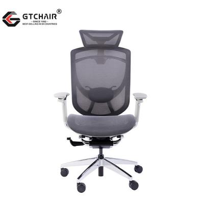 Cina Le sedie ergonomiche regolabili di altezza hanno cromato l'ufficio Mesh Rolling Wirh Headrest della parte girevole in vendita
