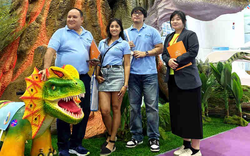 Verified China supplier - Zigong New Era Dinosaur Landscape Manufacture Co., Ltd.