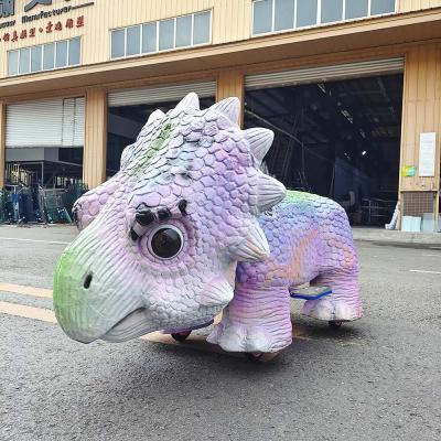 Cina Stili personalizzabili Bambini Animatronic Dinosauro Ride On Toy 350W Per il centro commerciale in vendita