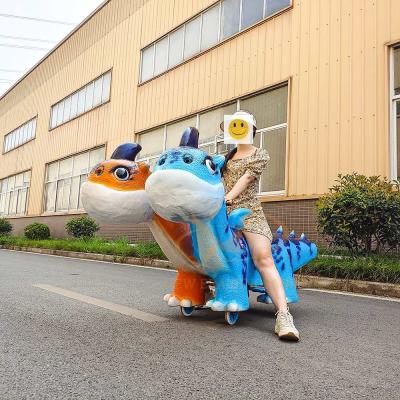 Cina Animatronico personalizzabile Dinosauro camminante Per parchi di divertimenti 100 kg Capacità in vendita