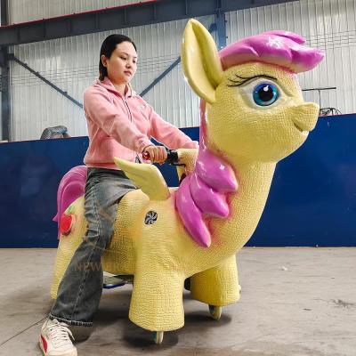 Cina Scooter elettrico a forma di dinosauro dei cartoni animati, cavalcabile, 350W, portata 100 kg in vendita