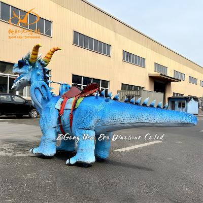 Cina Colore personalizzato Grande giro elettrico su dinosauro Animatronic dinosauro giro per parchi a tema in vendita