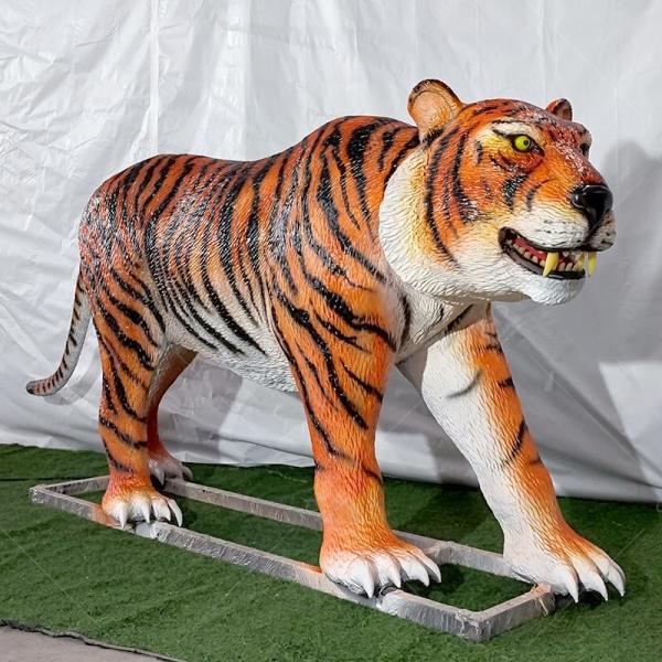 Quality Amusement Park Simulation Realistic Animatronic Tiger 2m Length Custom Colors for sale