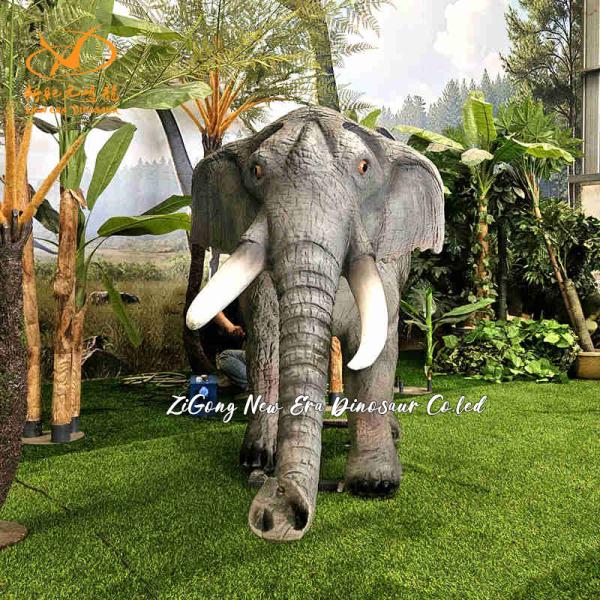 Quality Realistic Animal Simulations Animatronic Animals Elephants For Jurassic Park for sale