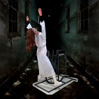 China Horror Experience Haunted Mansion Props Pneumatic Ghost Animatronic Dropping Corpse for sale