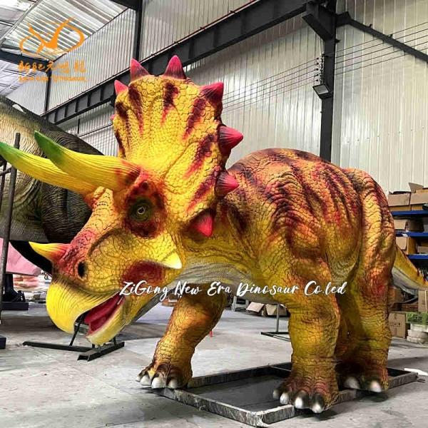 Quality Customized Color Animatronic Triceratops Electric Dinosaur With Infrared Sensor for sale